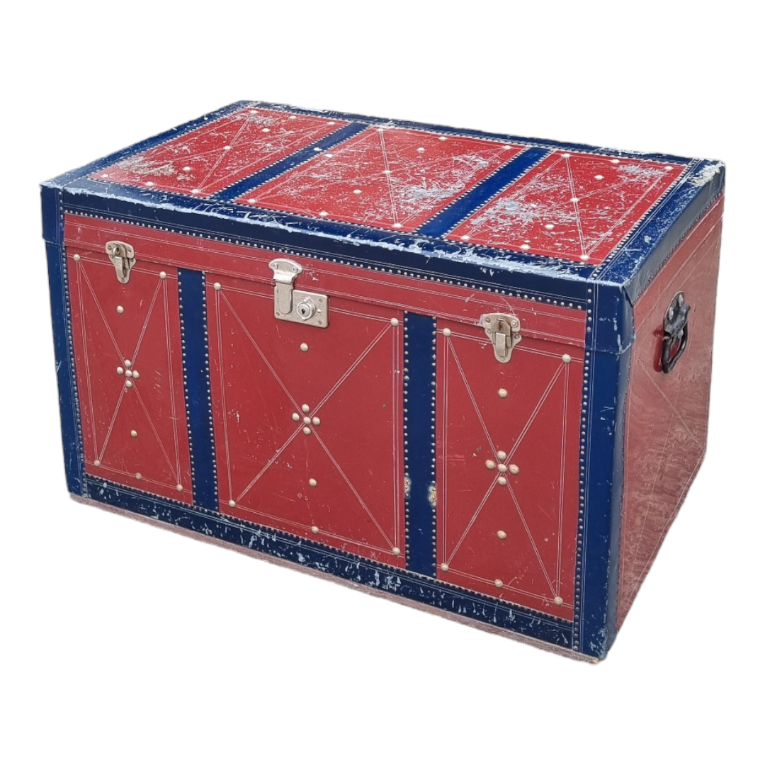 VINTAGE METAL STEAMER TRUNK BLANKET GLORY BOX CHEST – Vintage Upcycle